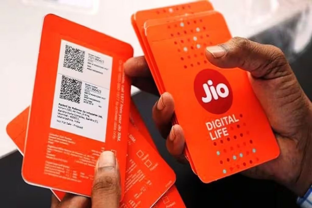Top India SIM card for Tourists in 2025: How Can I Get?